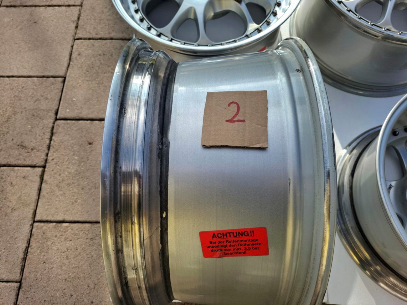 Staggered 2-Piece 17" RH Alurad ZW3 Wheels For Sale | The MB Market