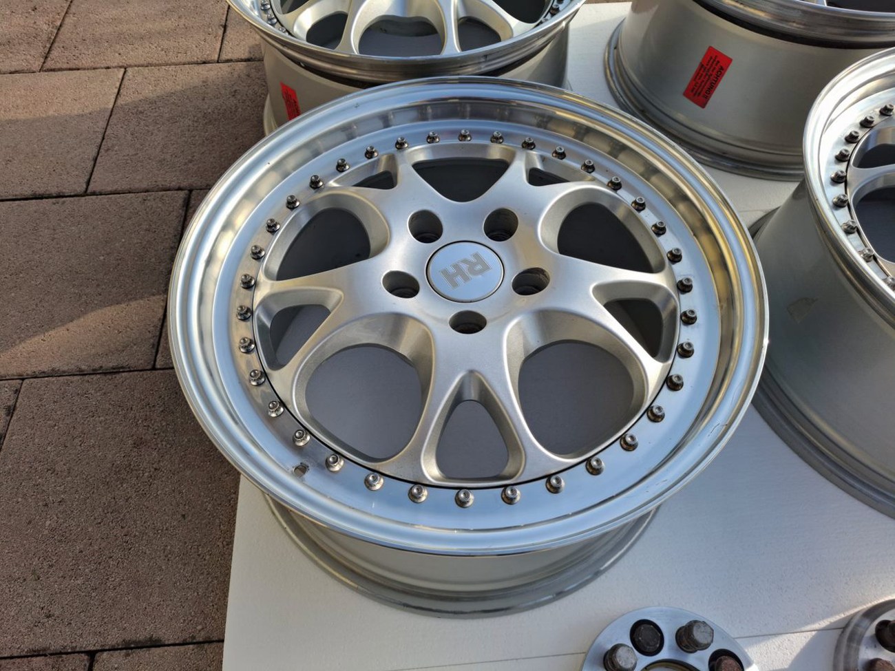 Staggered 2-Piece 17" RH Alurad ZW3 Wheels For Sale | The MB Market