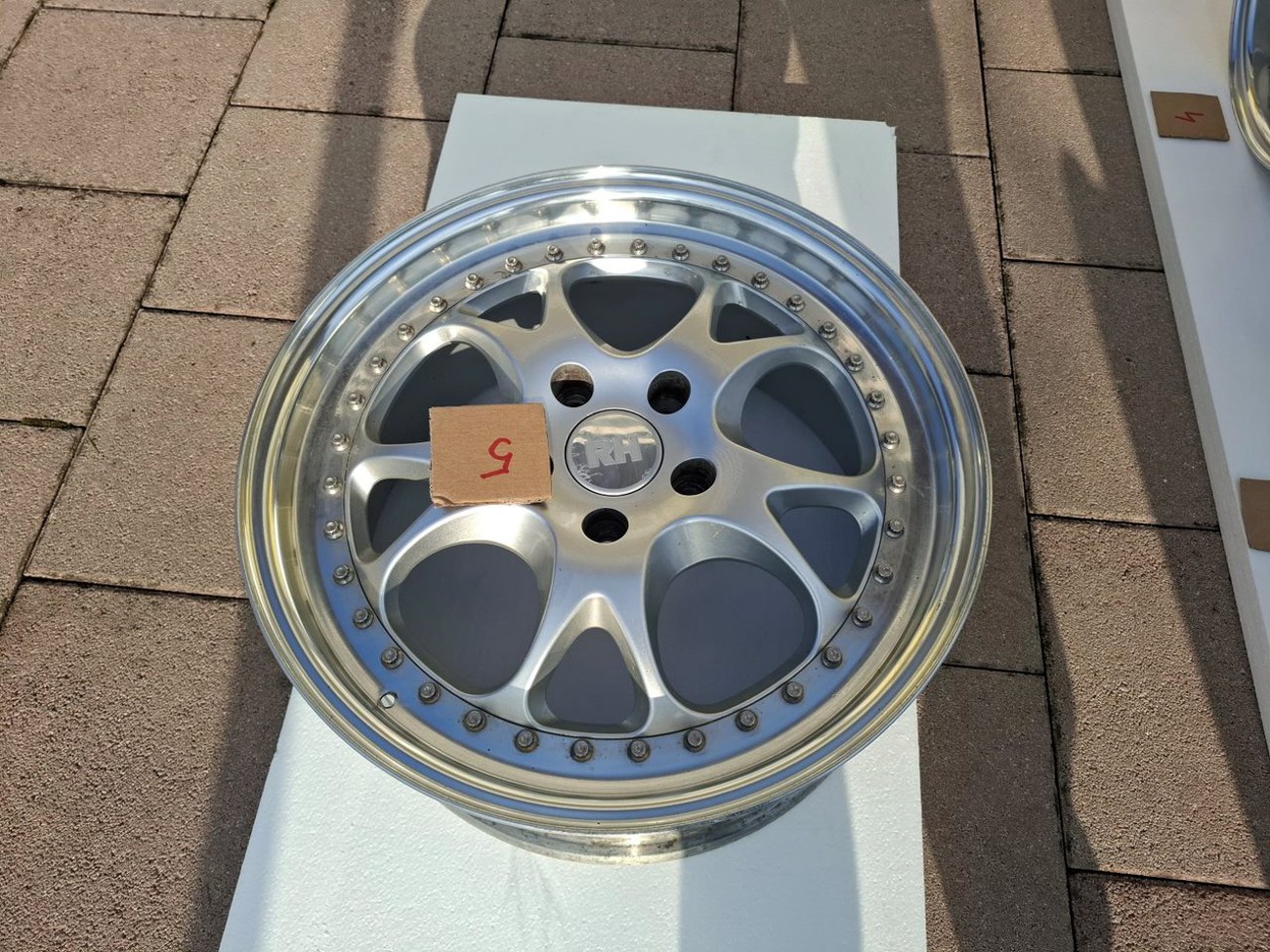 Staggered 2-Piece 17" RH Alurad ZW3 Wheels For Sale | The MB Market