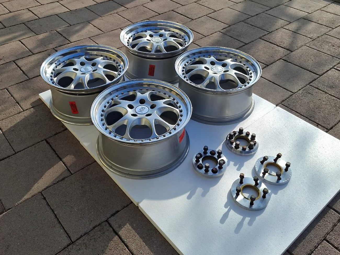 Staggered 2-Piece 17" RH Alurad ZW3 Wheels For Sale | The MB Market