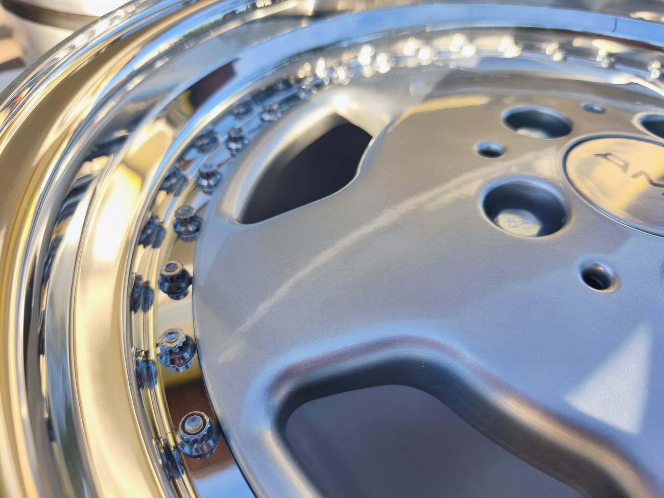 Staggered 2-Piece 17" RH Alurad ZW2 Topline Wheels For Sale | The MB Market