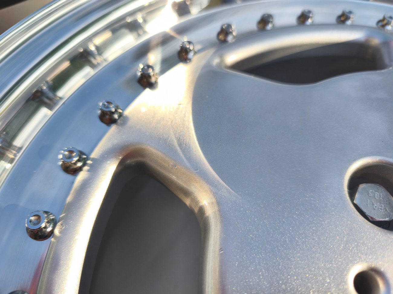 Staggered 2-Piece 17" RH Alurad ZW2 Topline Wheels For Sale | The MB Market