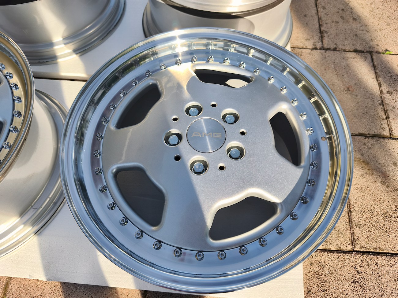 Staggered 2-Piece 17" RH Alurad ZW2 Topline Wheels For Sale | The MB Market