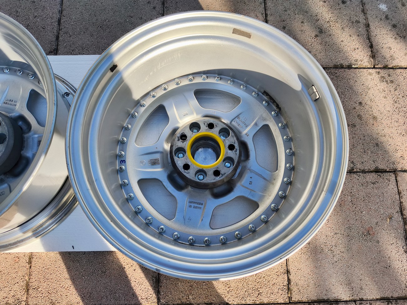 Staggered 2-Piece 17" RH Alurad ZW2 Topline Wheels For Sale | The MB Market