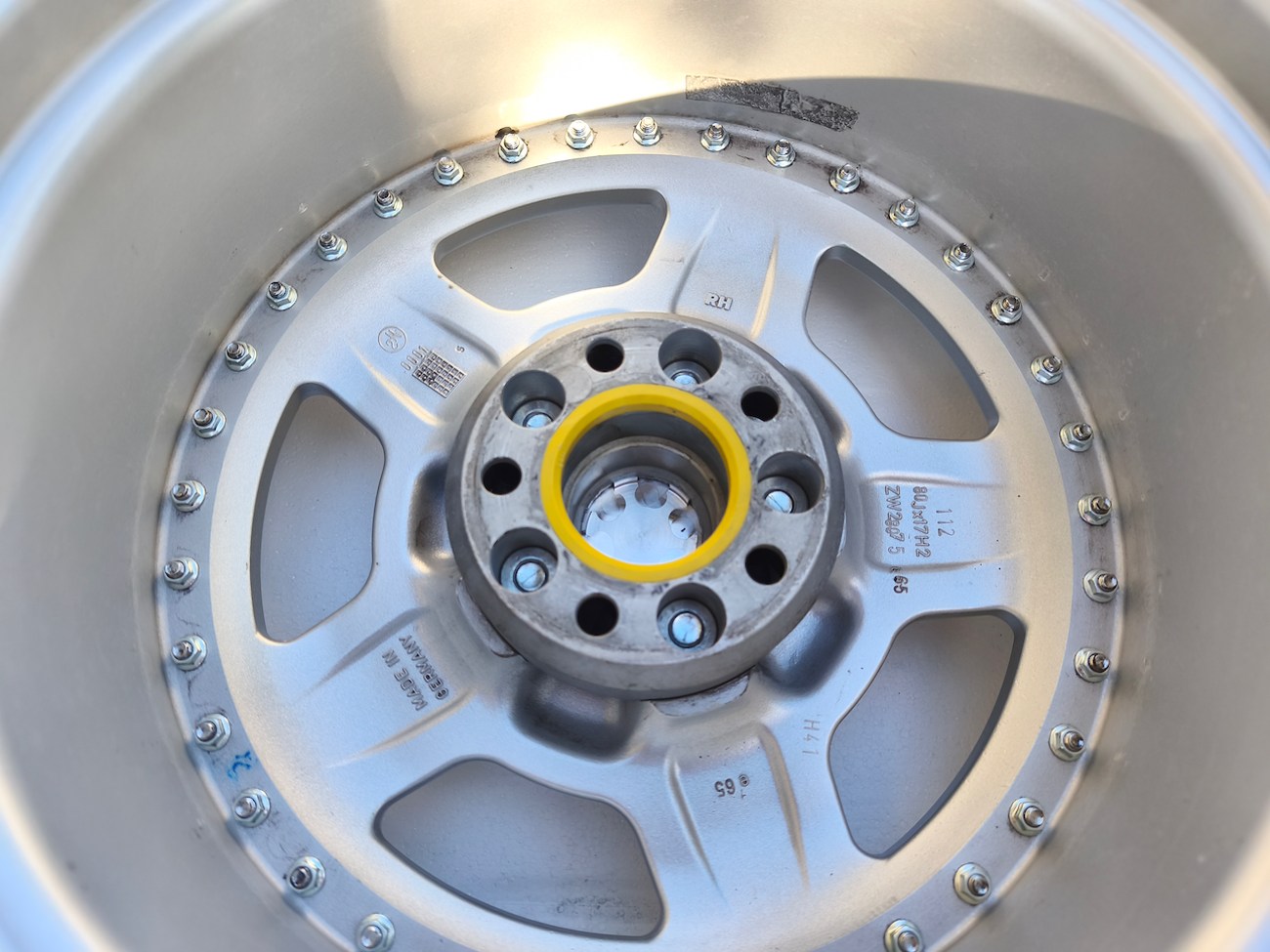 Staggered 2-Piece 17" RH Alurad ZW2 Topline Wheels For Sale | The MB Market