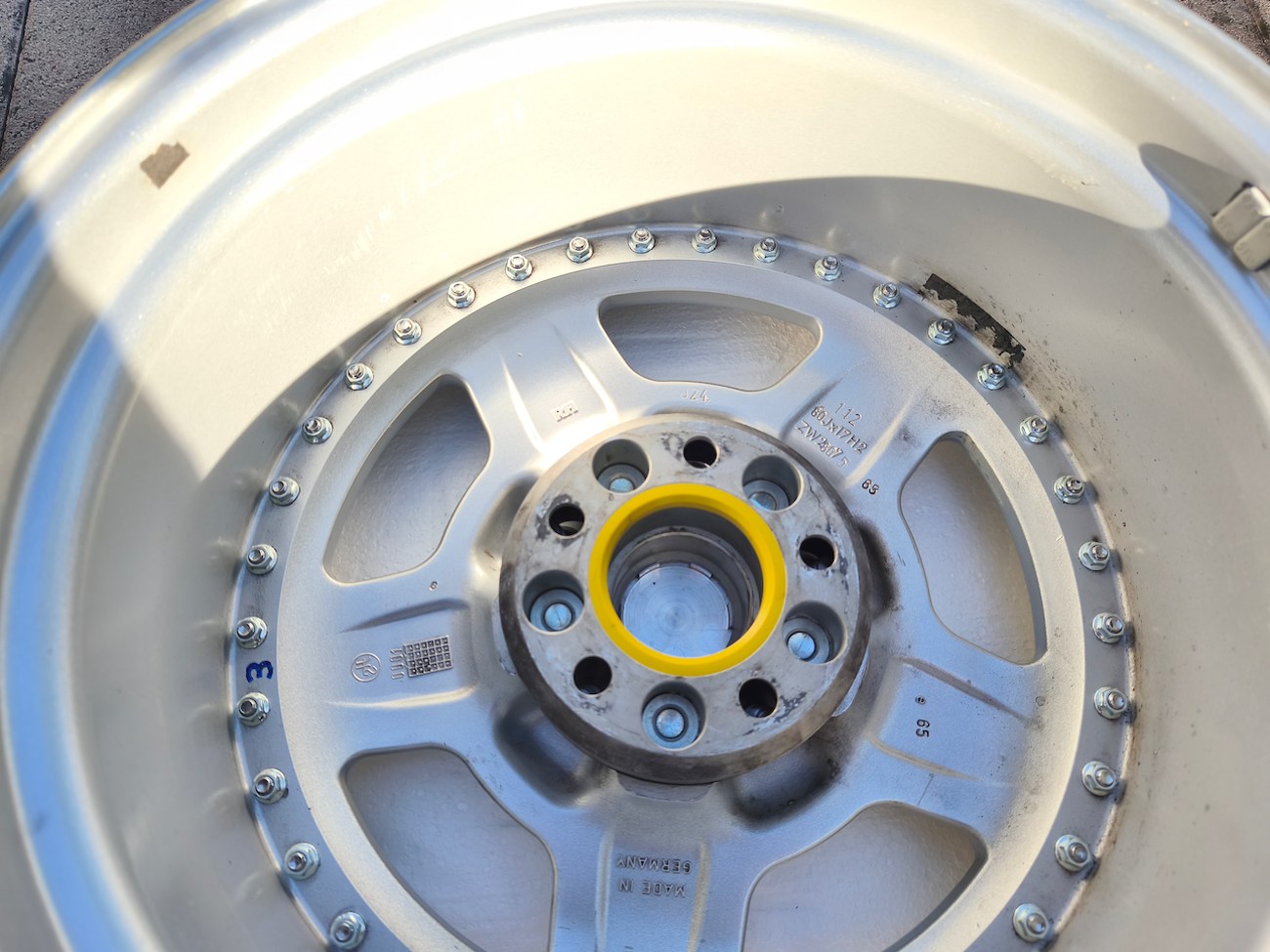 Staggered 2-Piece 17" RH Alurad ZW2 Topline Wheels For Sale | The MB Market