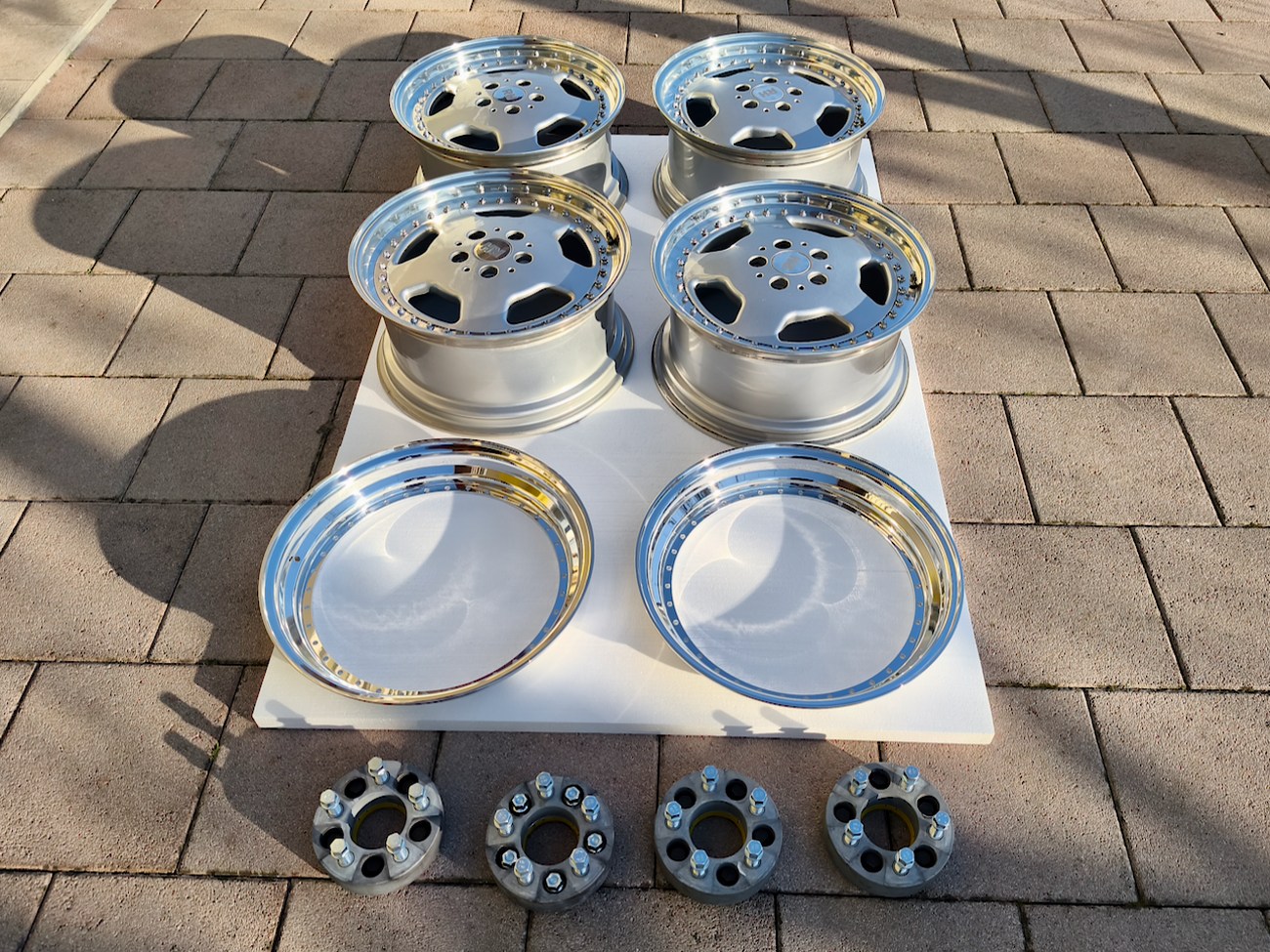 Staggered 2-Piece 17" RH Alurad ZW2 Topline Wheels For Sale | The MB Market