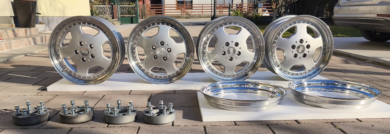 Staggered 2-Piece 17" RH Alurad ZW2 Topline Wheels For Sale | The MB Market