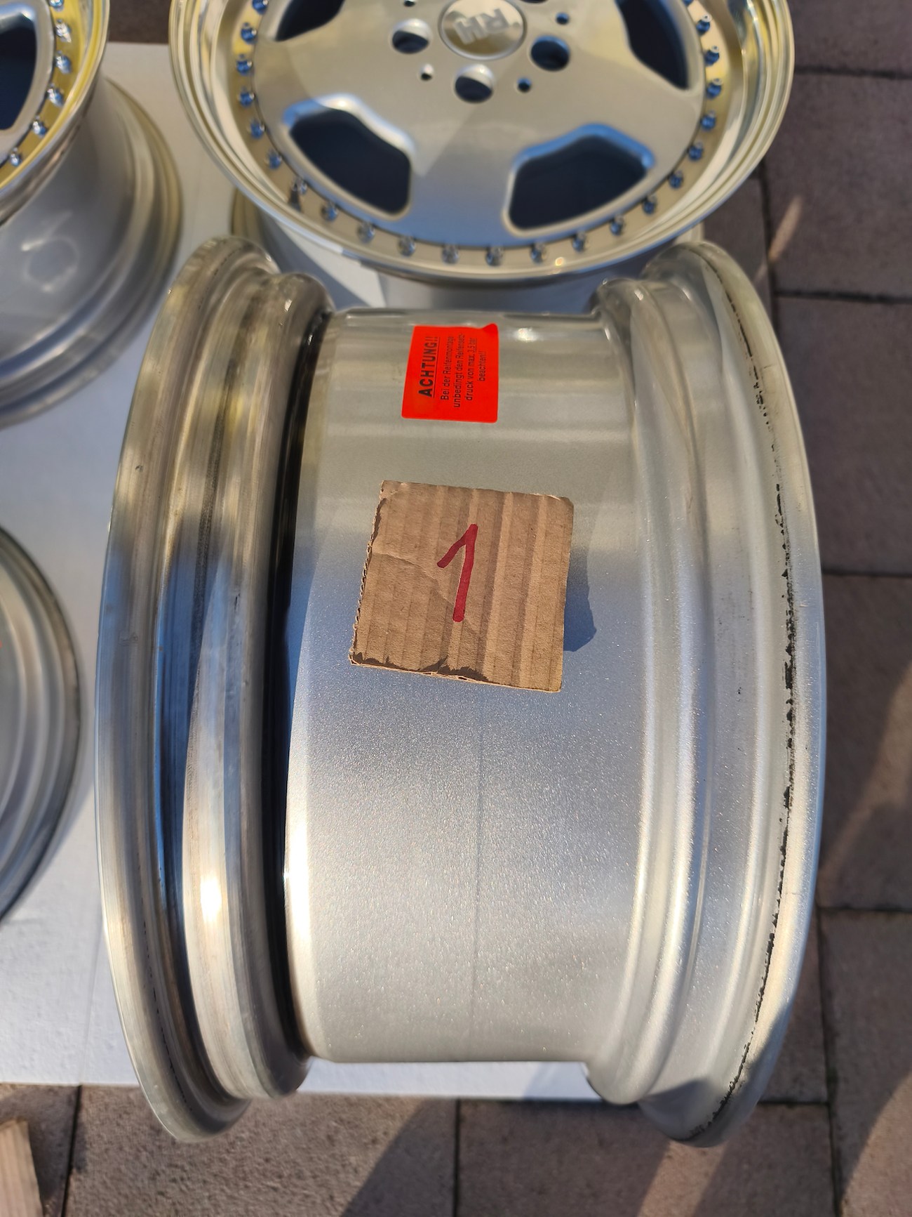 Staggered 2-Piece 17" RH Alurad ZW2 Topline Wheels For Sale | The MB Market