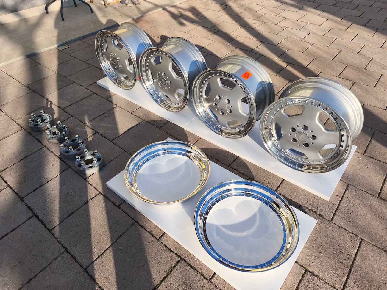 Staggered 2-Piece 17" RH Alurad ZW2 Topline Wheels For Sale | The MB Market