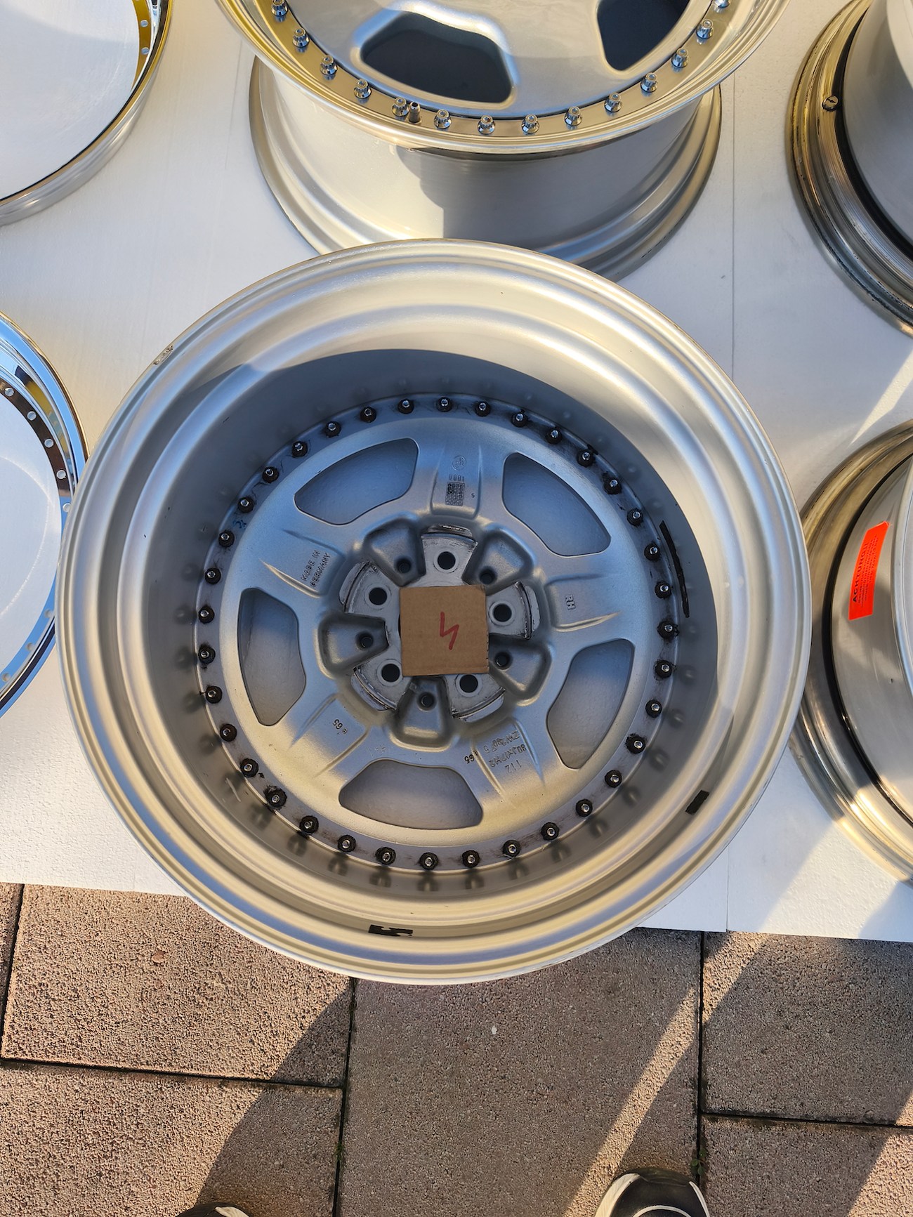 Staggered 2-Piece 17" RH Alurad ZW2 Topline Wheels For Sale | The MB Market