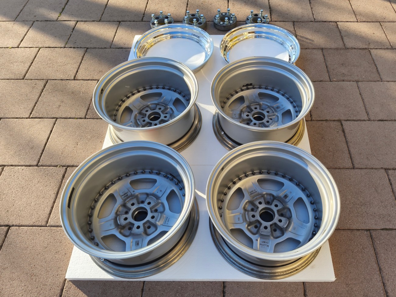 Staggered 2-Piece 17" RH Alurad ZW2 Topline Wheels For Sale | The MB Market