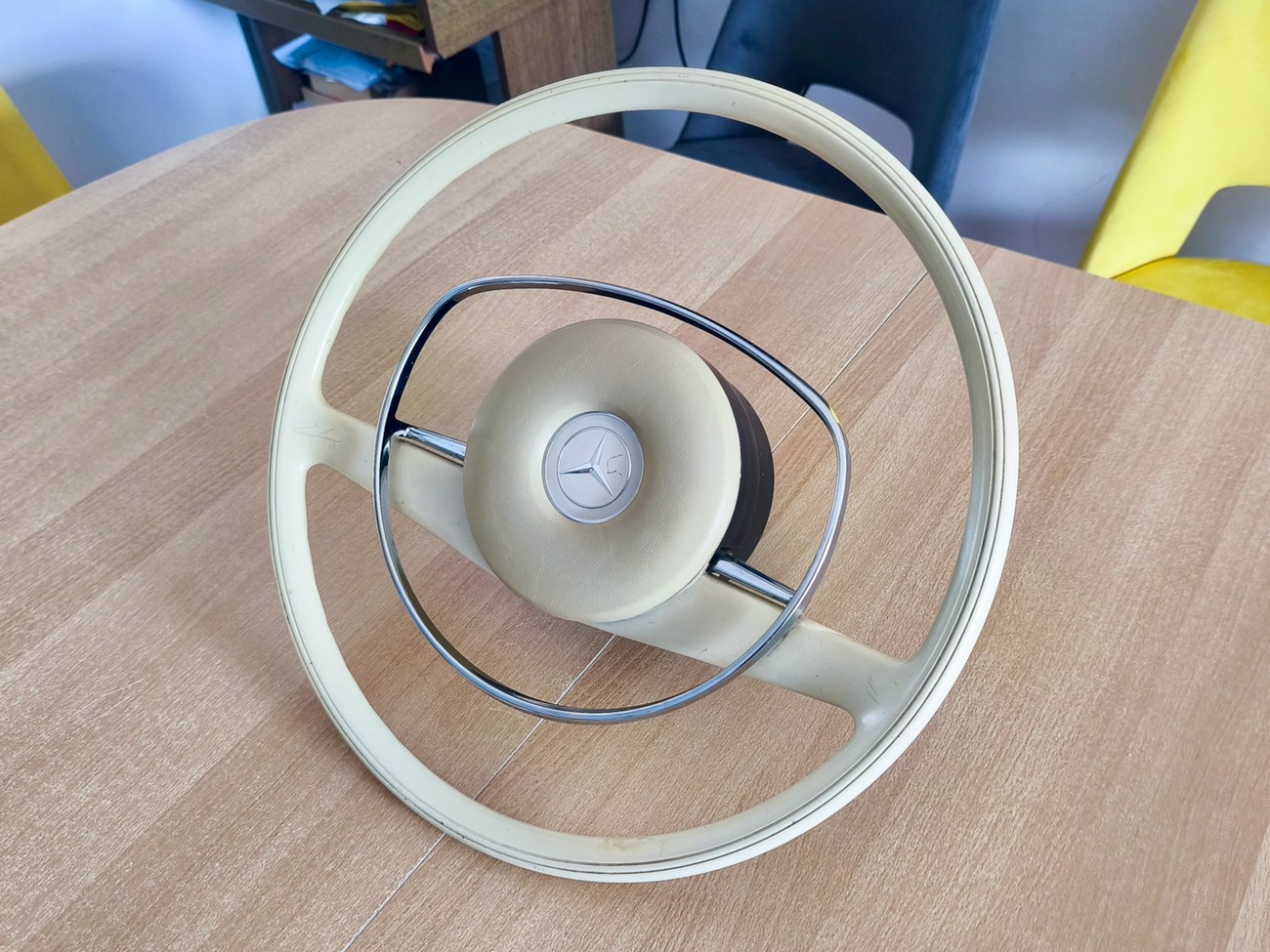 Original Ivory Petri Bakelite Steering Wheel For Sale | The MB Market