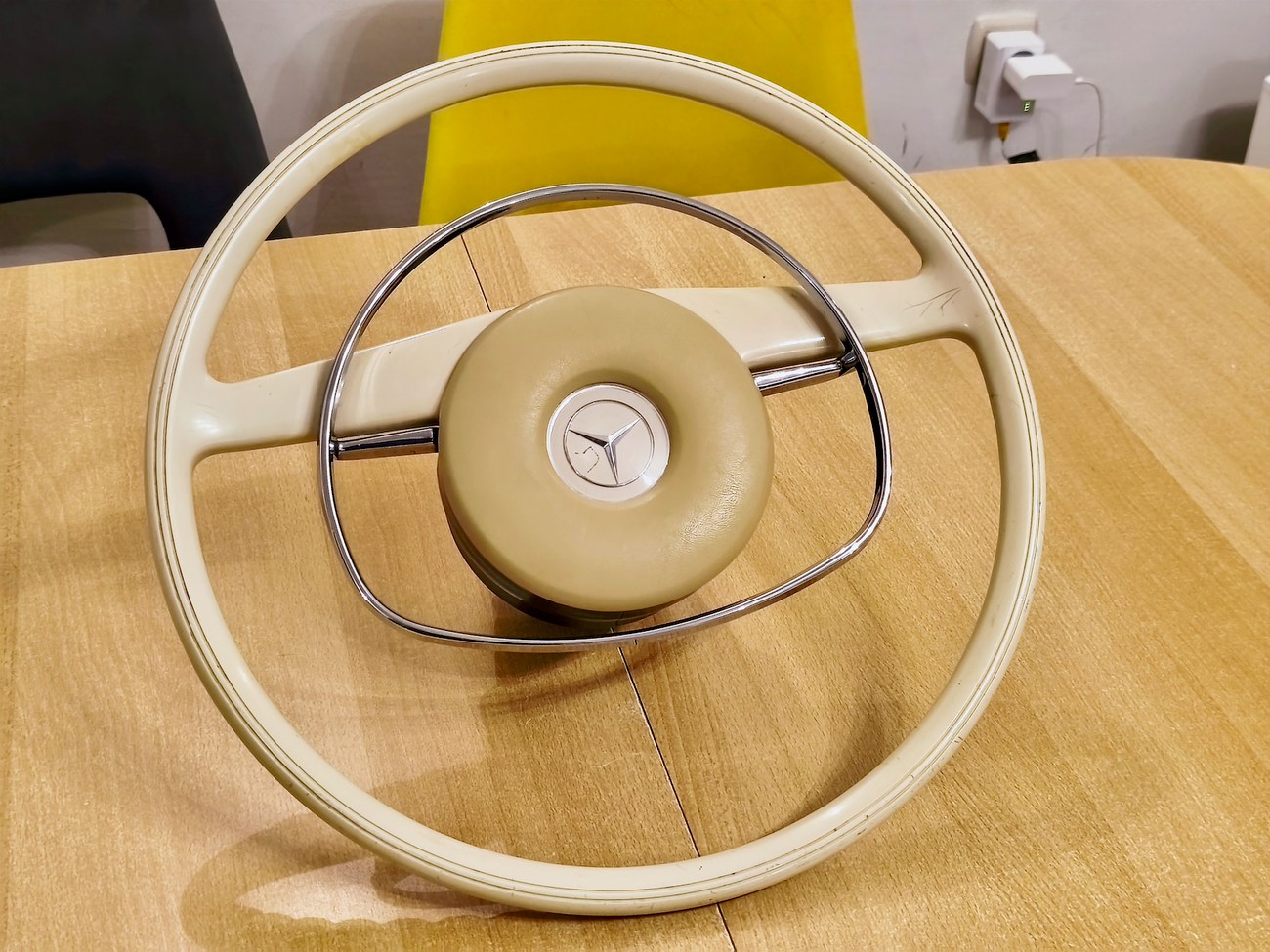Original Ivory Petri Bakelite Steering Wheel For Sale | The MB Market