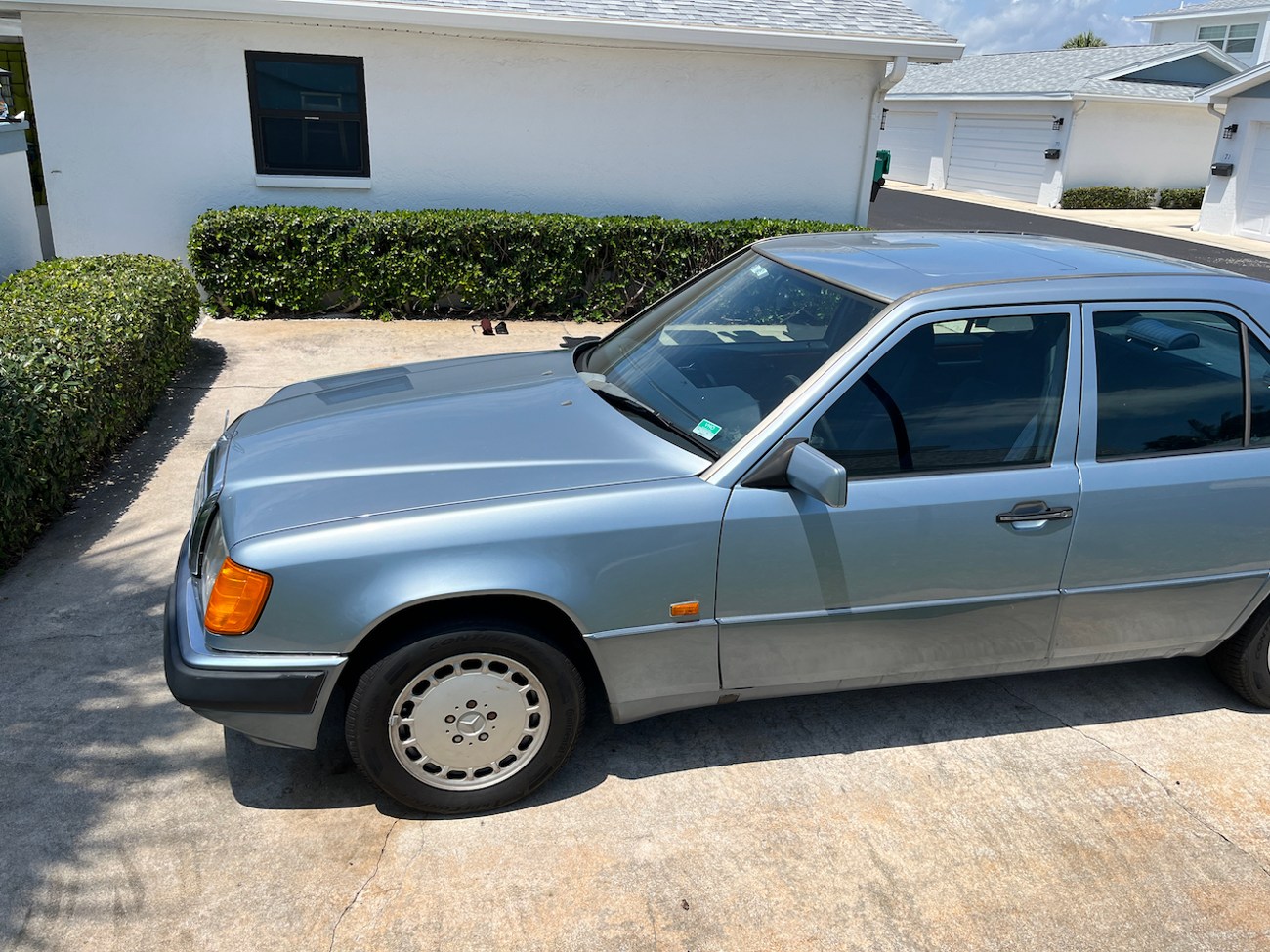 1990 Mercedes-Benz 300D Turbo 4Matic For Sale | The MB Market