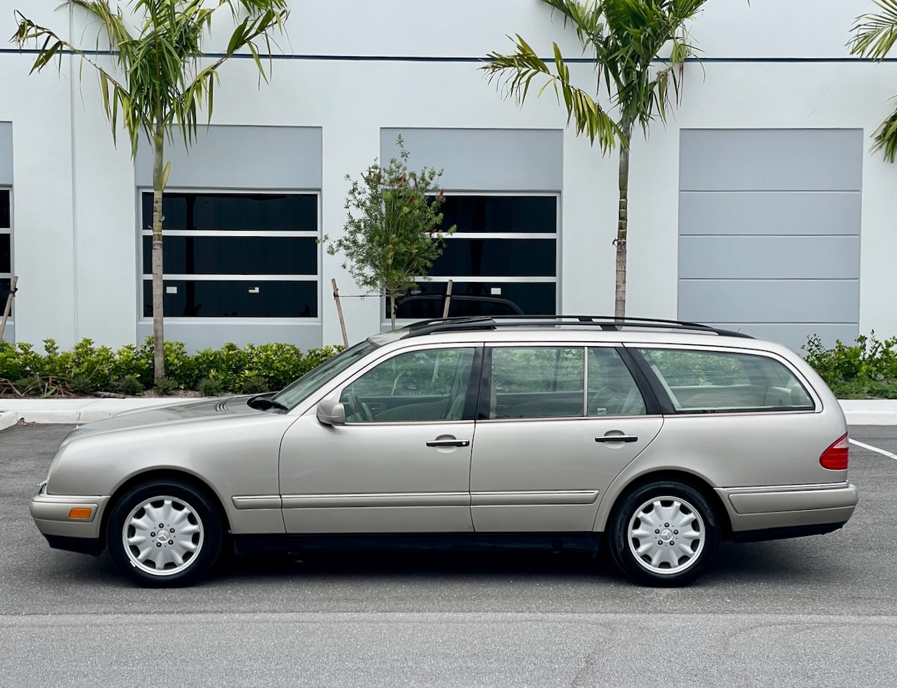 1998 Mercedes-Benz E320 Wagon For Sale | The MB Market
