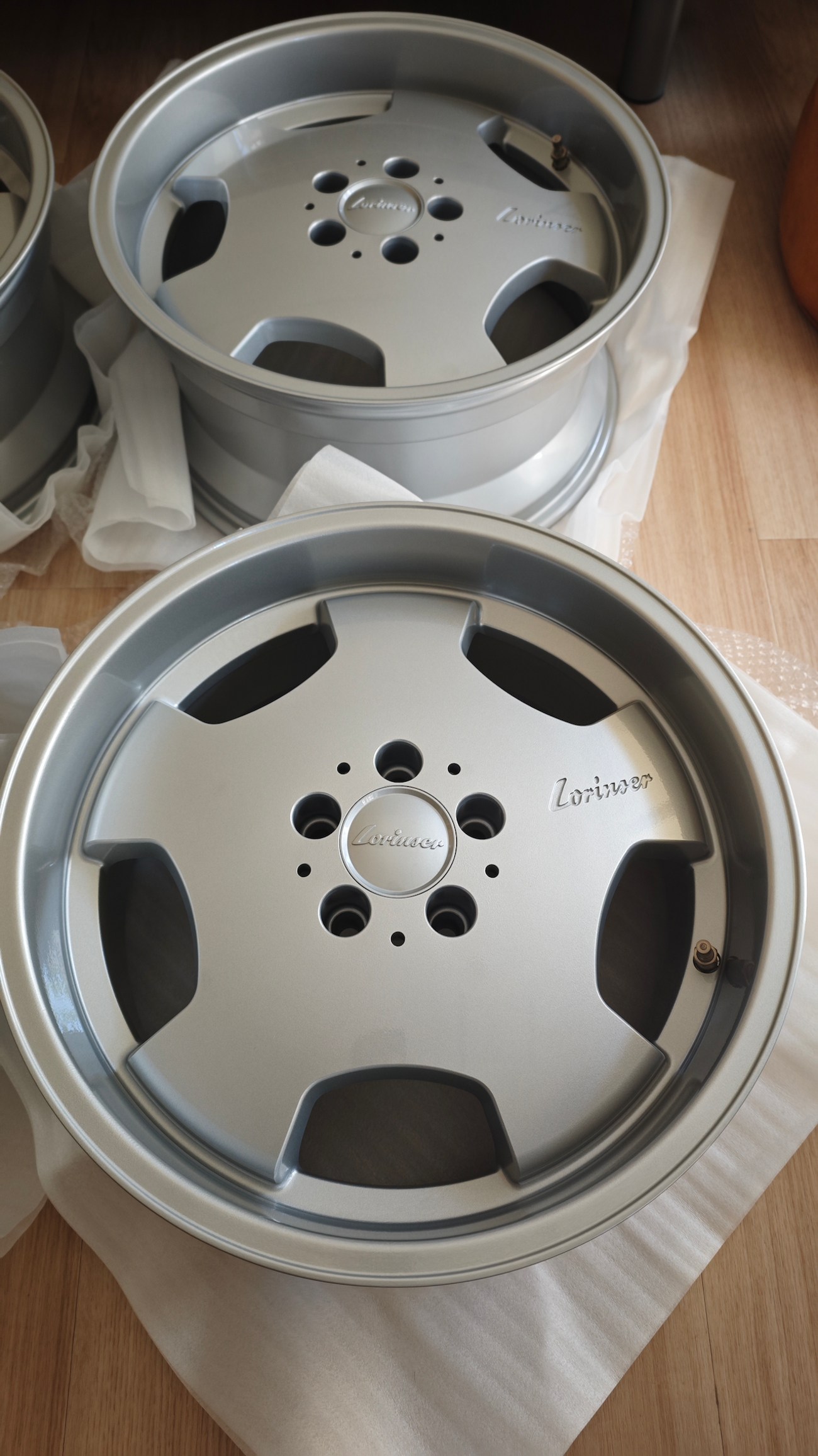 Authentic 18" Lorinser RS90 Wheels For Sale | The MB Market
