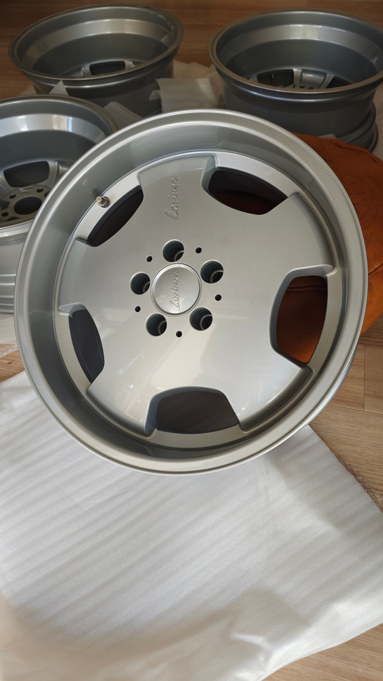 Authentic 18" Lorinser RS90 Wheels For Sale | The MB Market