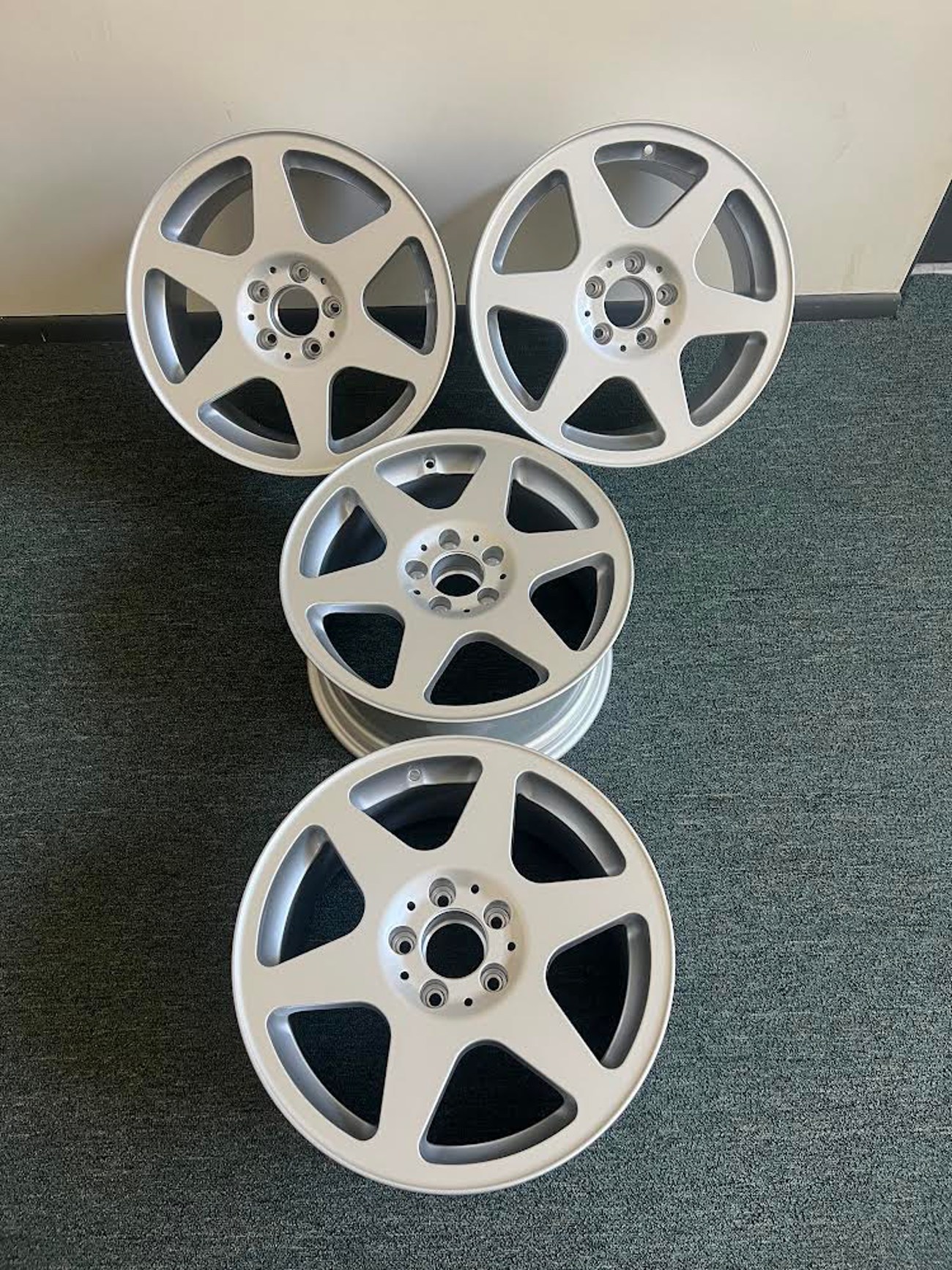 New Old Stock 17" Mercedes-Benz Evo II Wheels For Sale | The MB Market