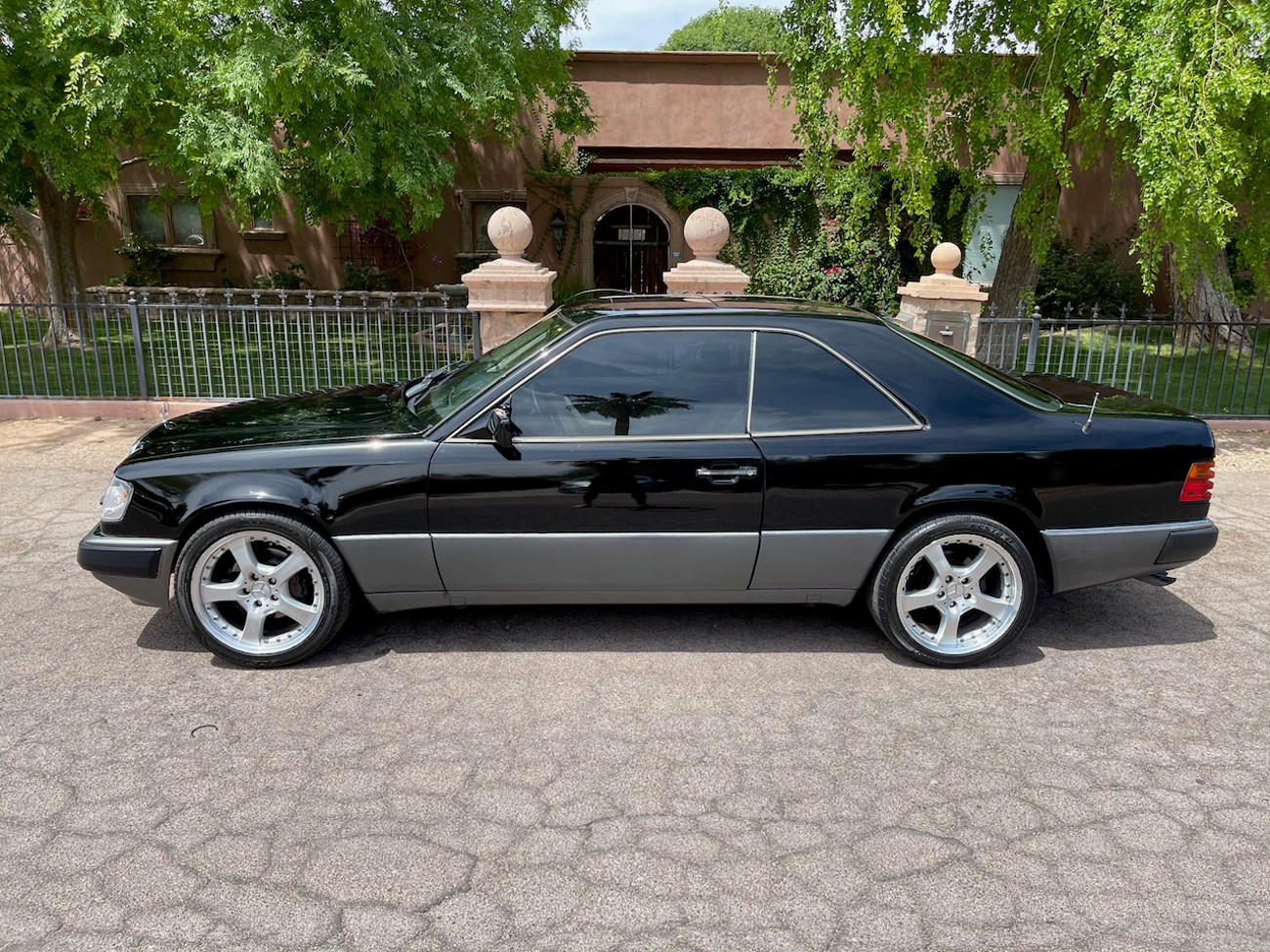 1990 Mercedes-Benz 300CE For Sale | The MB Market