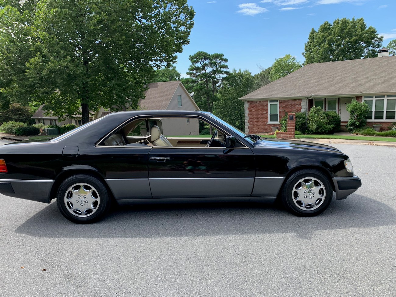 1990 Mercedes-Benz 300CE For Sale | The MB Market