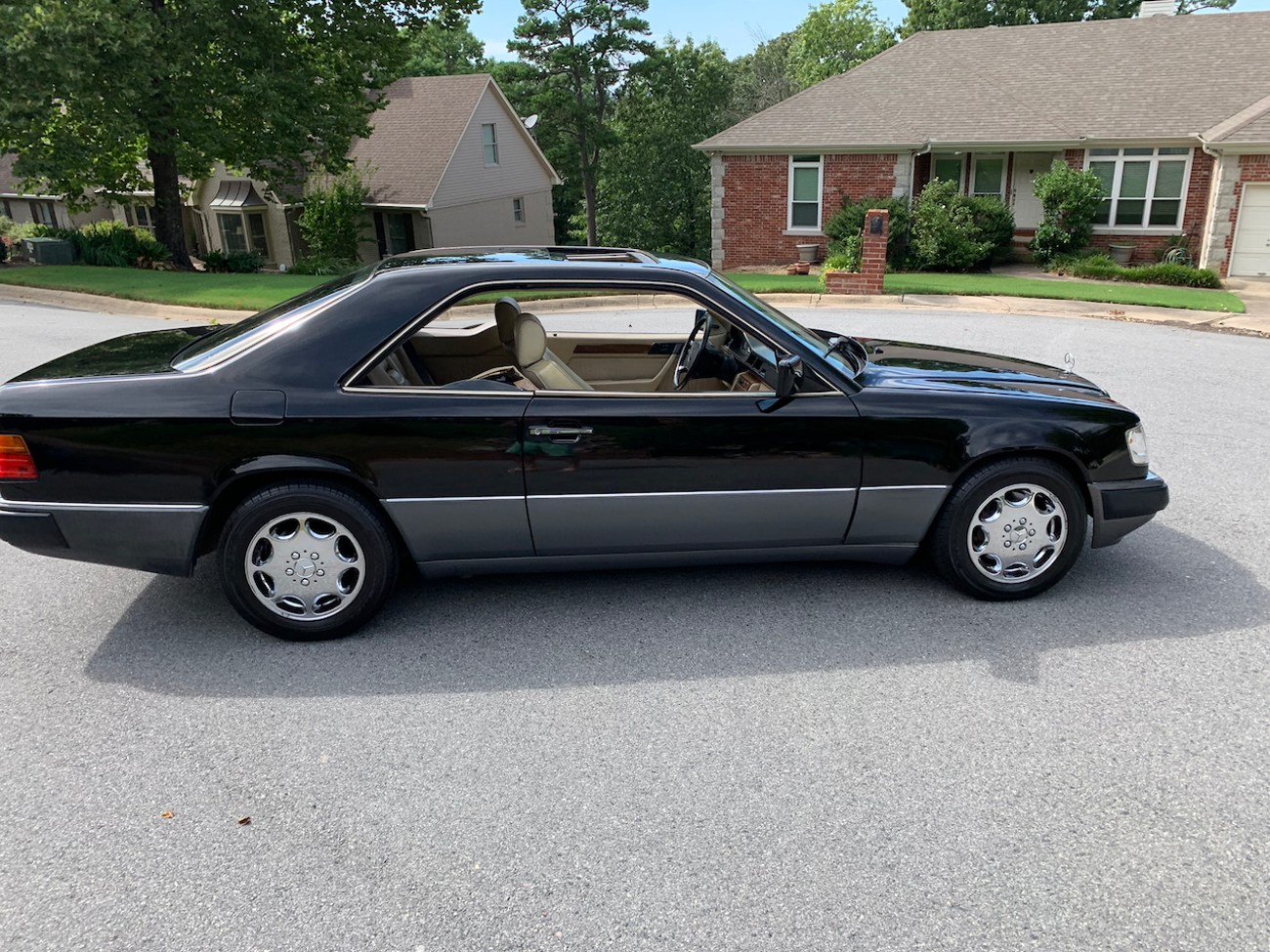 1990 Mercedes-Benz 300CE For Sale | The MB Market