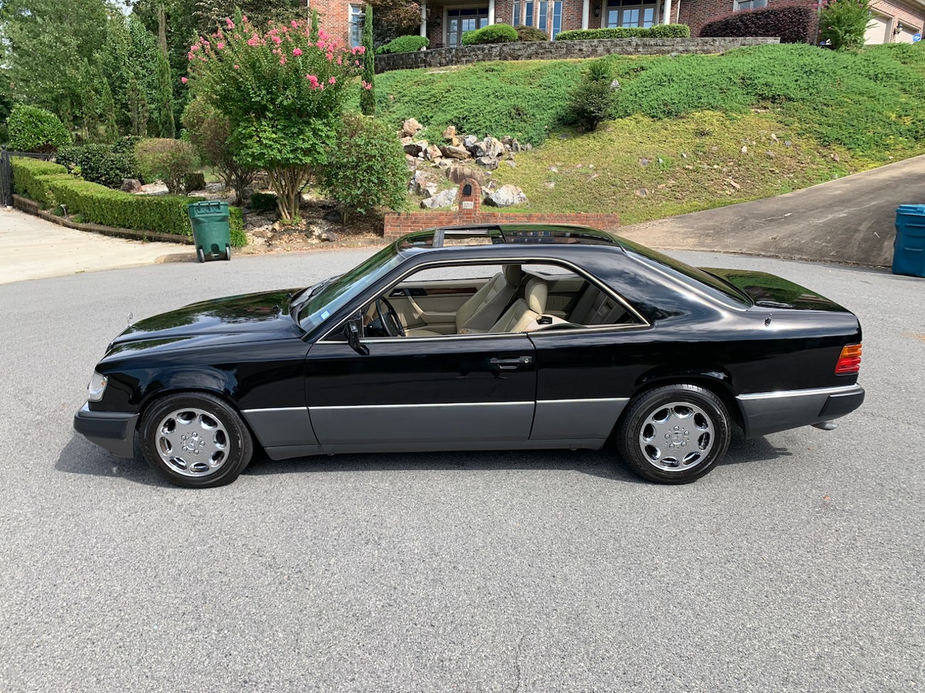 1990 Mercedes-Benz 300CE For Sale | The MB Market