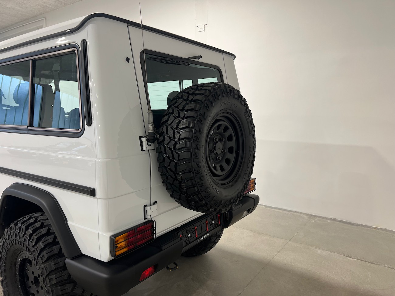 4.2L M116-Swapped 1992 Mercedes-Benz 200GE 5-Speed For Sale | The MB Market