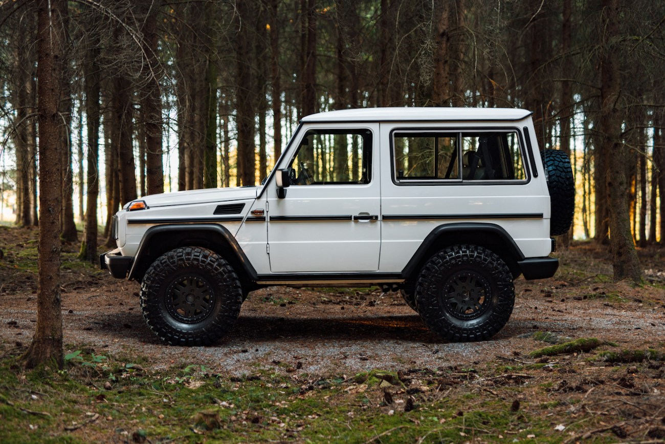 4.2L M116-Swapped 1992 Mercedes-Benz 200GE 5-Speed For Sale | The MB Market