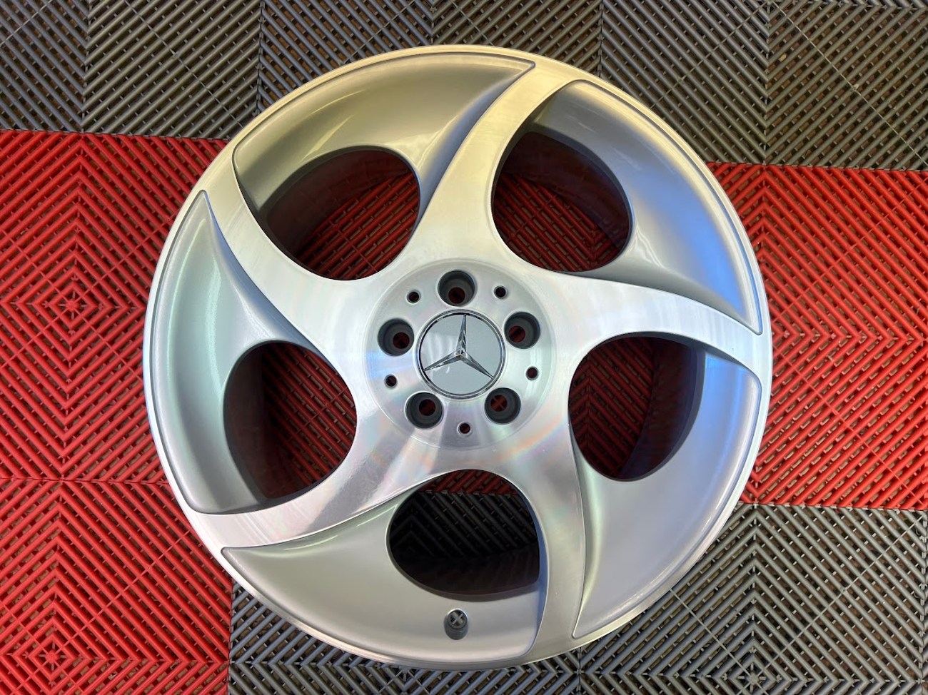 OEM 18" Mercedes-Benz R230 SL "Alphard" Wheels For Sale | The MB Market