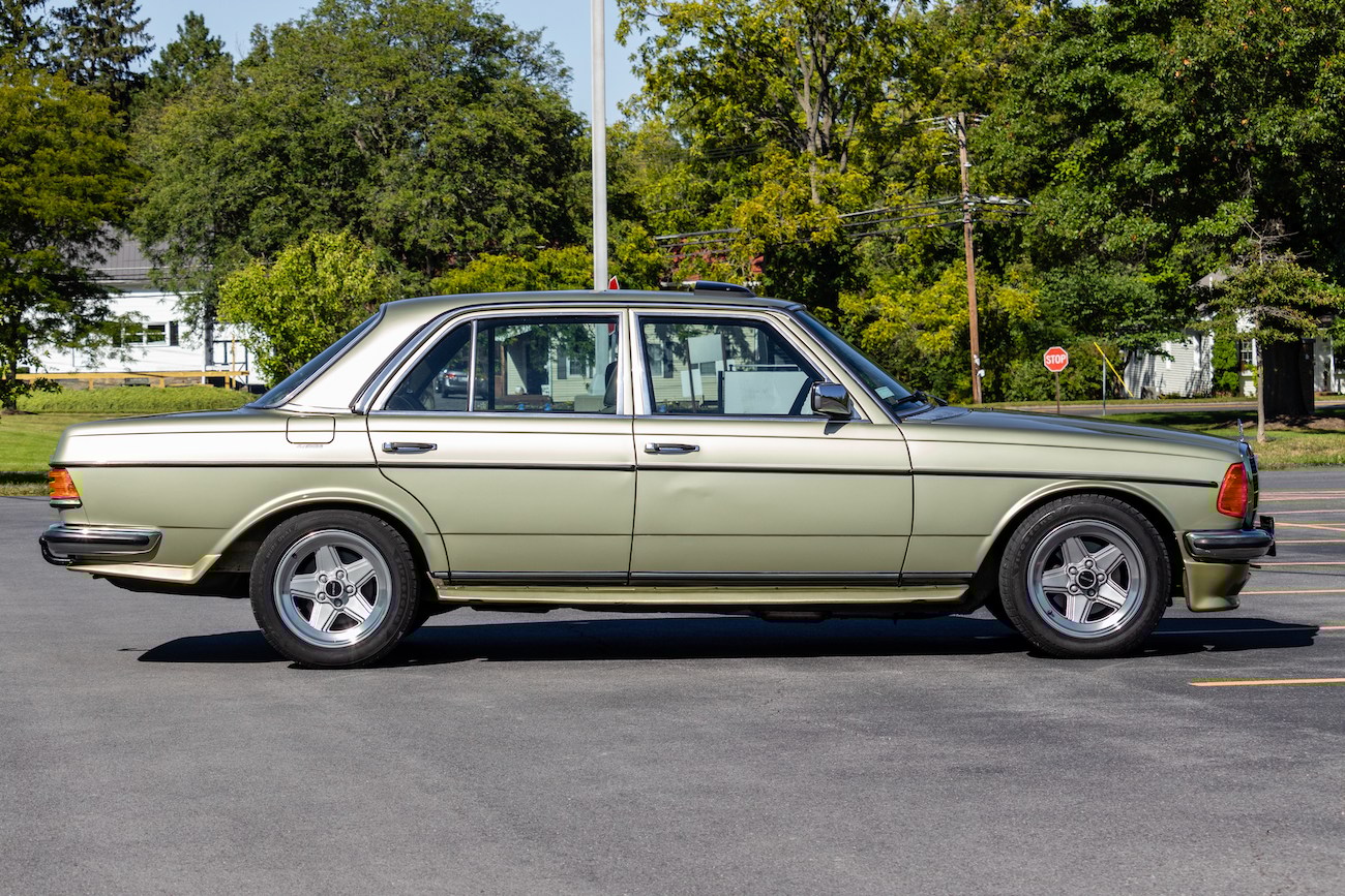 Euro 1984 Mercedes-Benz 280E AMG Tribute For Sale | The MB Market