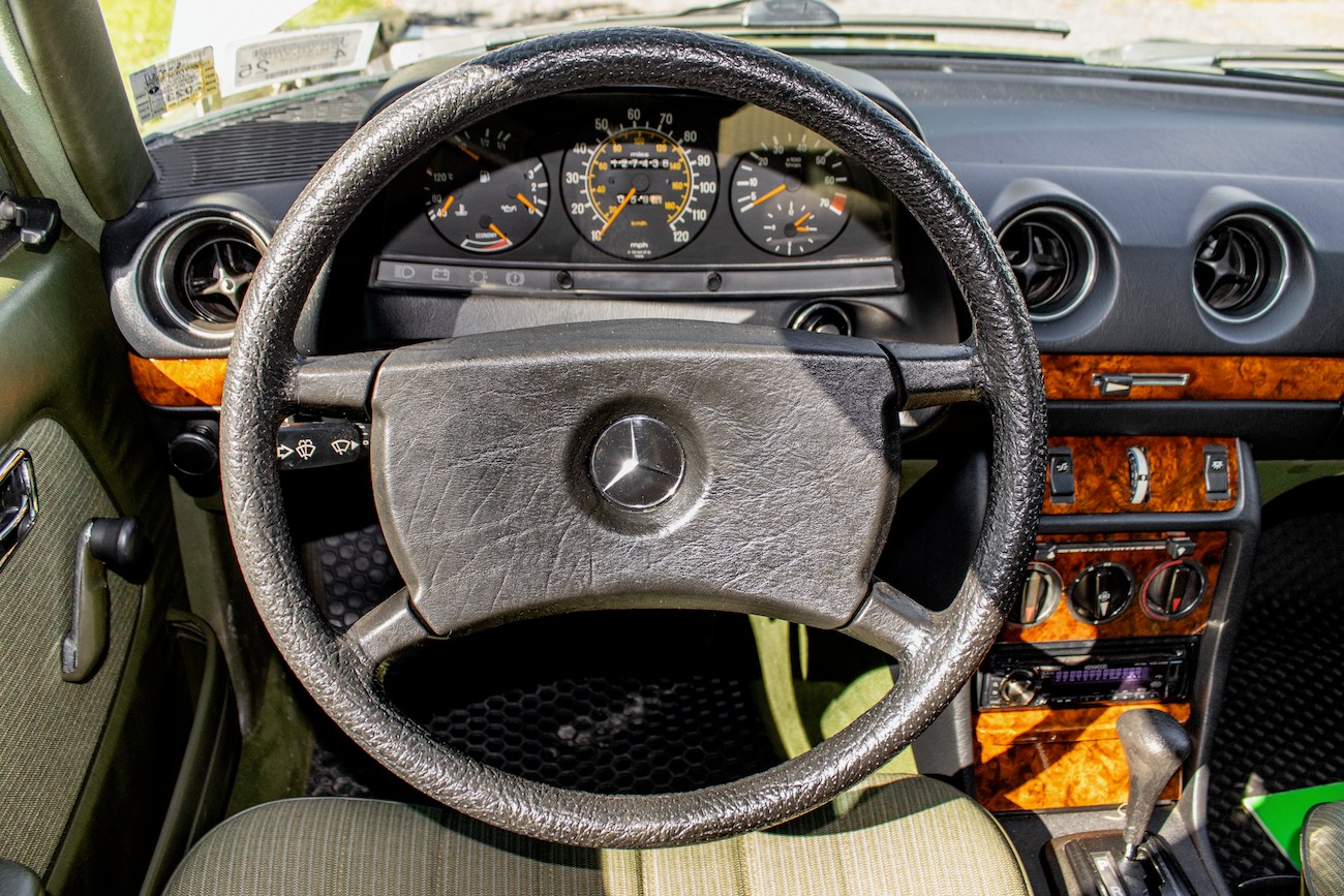 Euro 1984 Mercedes-Benz 280E AMG Tribute For Sale | The MB Market