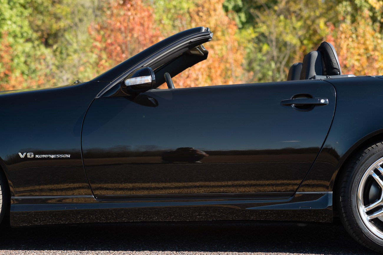 2002 Mercedes-Benz SLK32 AMG w/15k miles For Sale | The MB Market