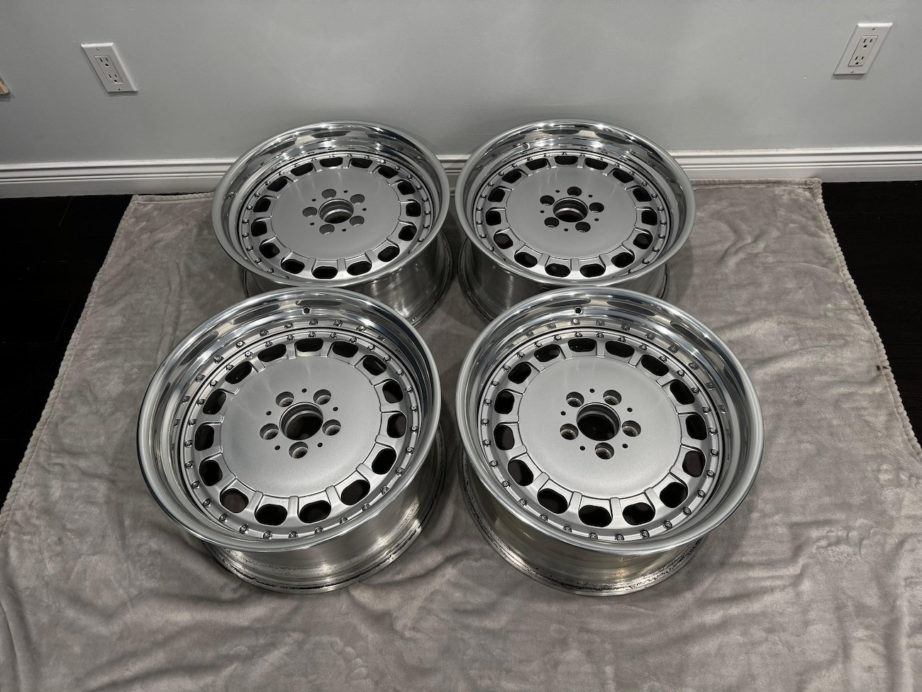 Custom Forged 2-Piece 18" Gullideckel-style Wheels For Sale | The MB Market