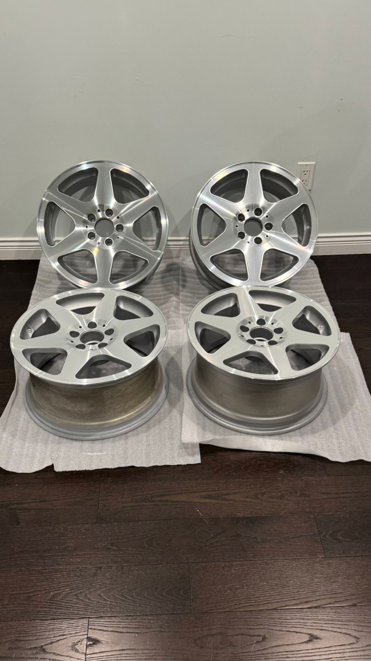 Authentic 17" Mercedes-Benz Evo II Limited Wheels for W124 For Sale ...