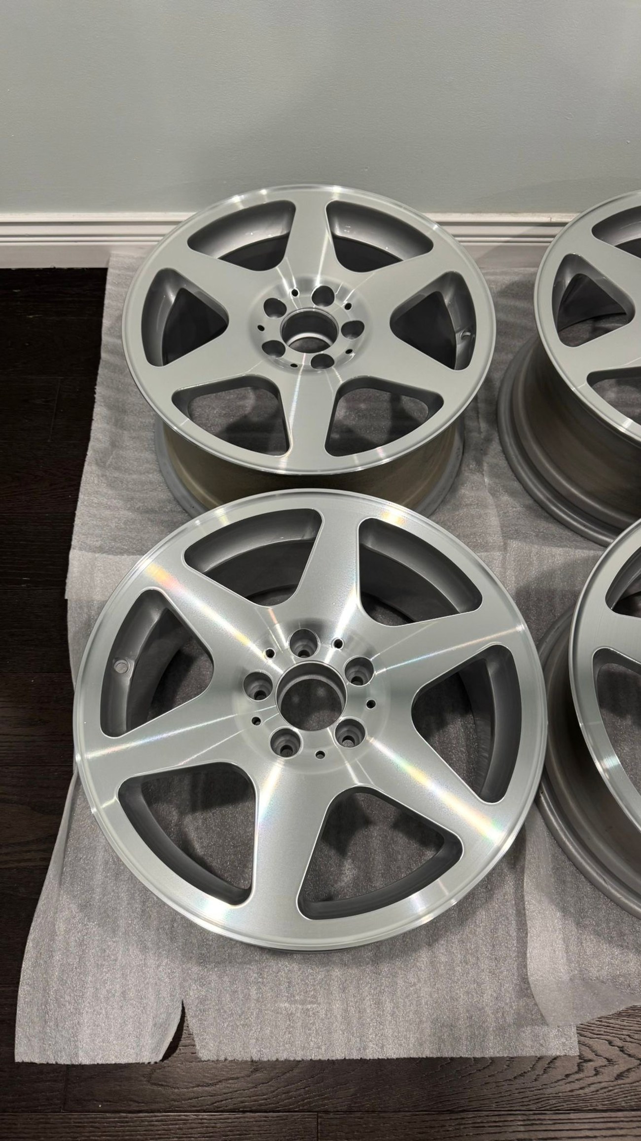 Authentic 17" Mercedes-Benz Evo II Limited Wheels for W124 For Sale ...