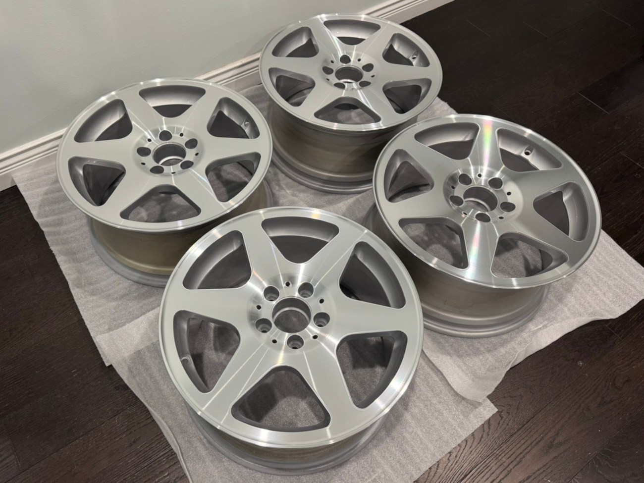 Authentic 17" Mercedes-Benz Evo II Limited Wheels for W124 For Sale ...