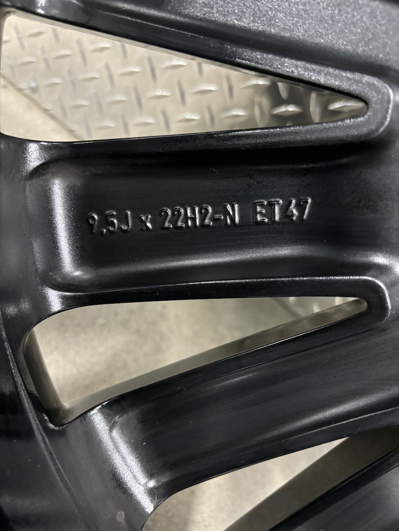 22" Mercedes-Maybach GLS OEM Wheels & Tires For Sale | The MB Market