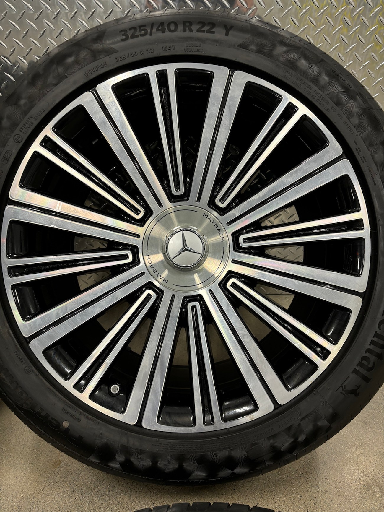 22" Mercedes-Maybach GLS OEM Wheels & Tires For Sale | The MB Market