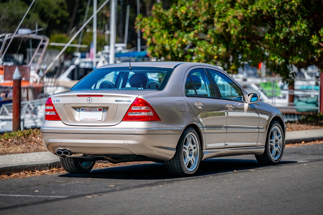 32k-Mile 2002 Mercedes-Benz C32 AMG For Sale | The MB Market