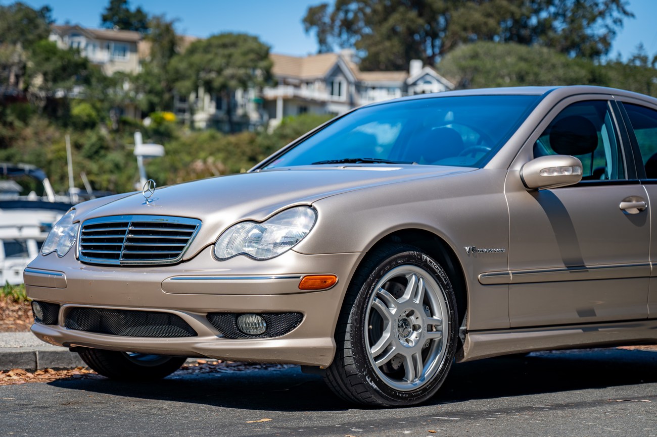 32k-Mile 2002 Mercedes-Benz C32 AMG For Sale | The MB Market