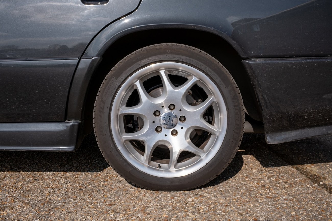 1991 Mercedes-Benz 300TE 3.6 BRABUS For Sale | The MB Market