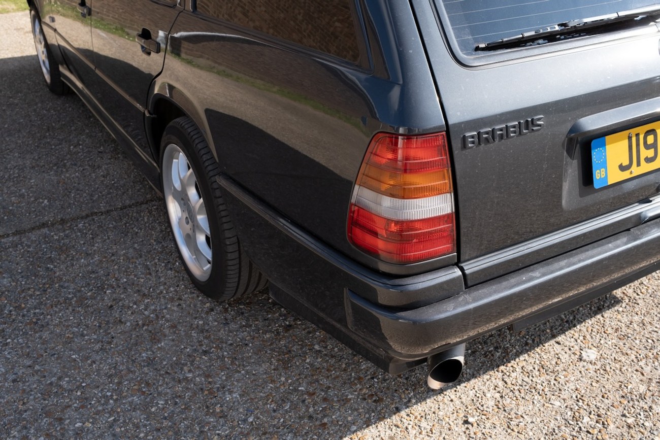 1991 Mercedes-Benz 300TE 3.6 BRABUS For Sale | The MB Market