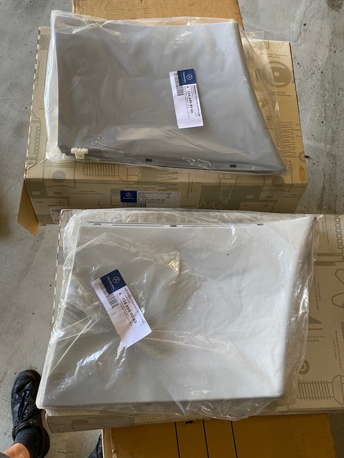 NOS, OEM Mercedes-Benz W124 E500/500E Fender & Body Parts Package For ...