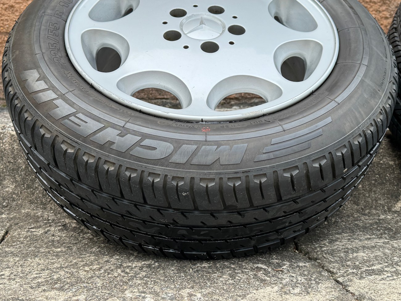 NO RESERVE: 16" Mercedes-Benz 500E Wheels For Sale | The MB Market