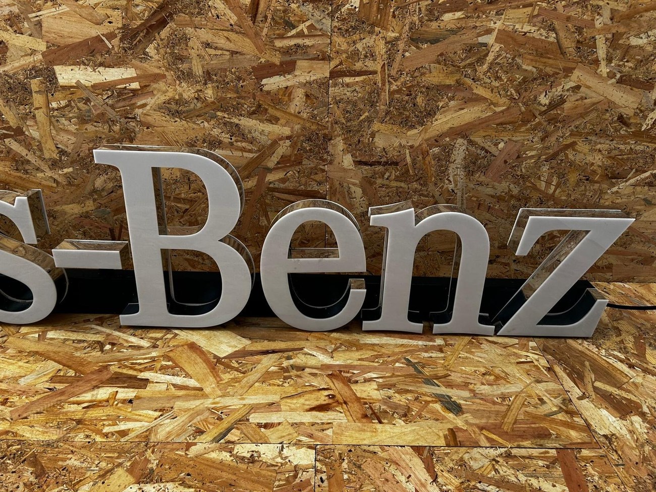 280cm x 35cm Illuminated Mercedes-Benz Dealer Sign For Sale | The MB Market