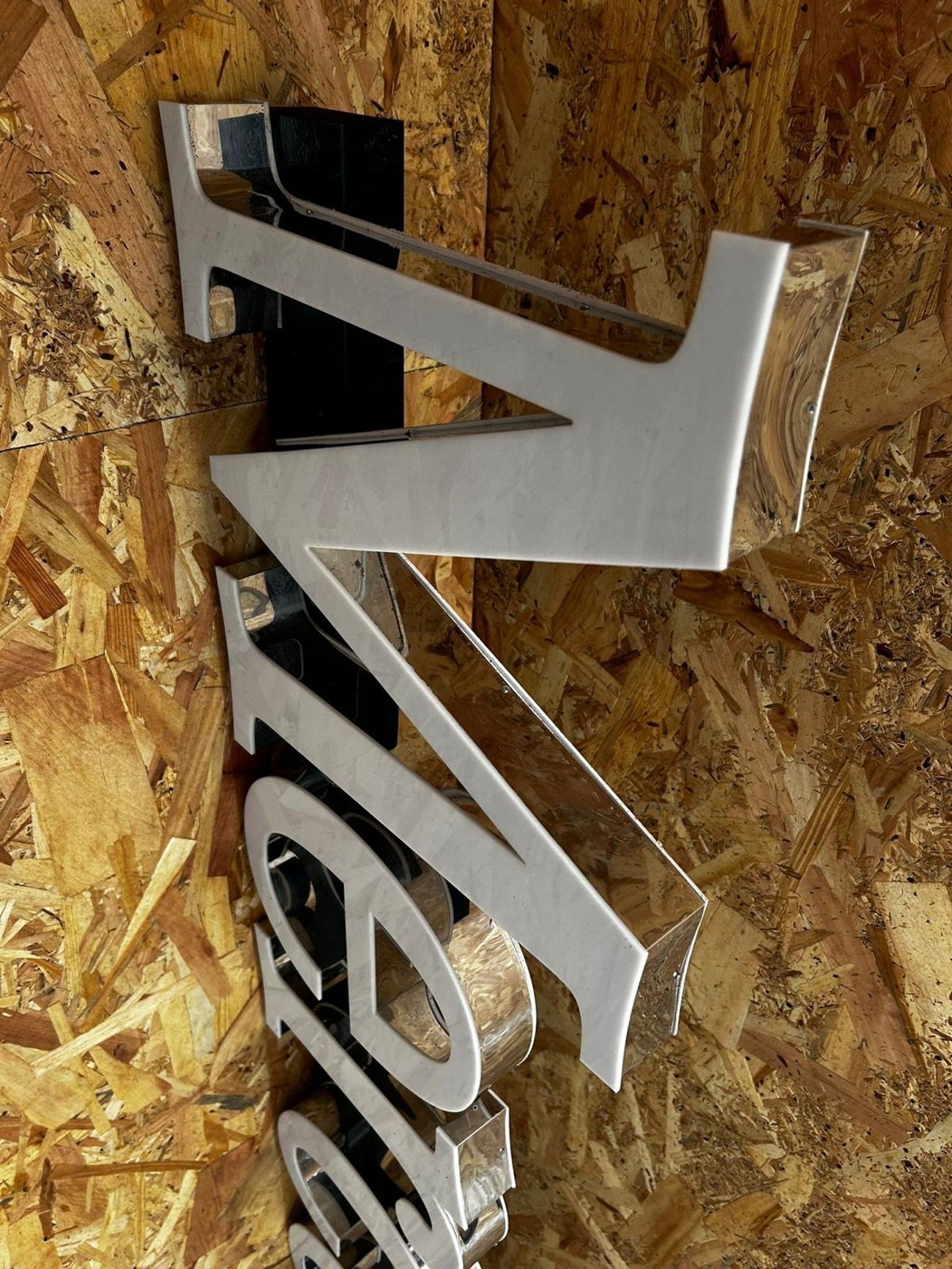 280cm x 35cm Illuminated Mercedes-Benz Dealer Sign For Sale | The MB Market