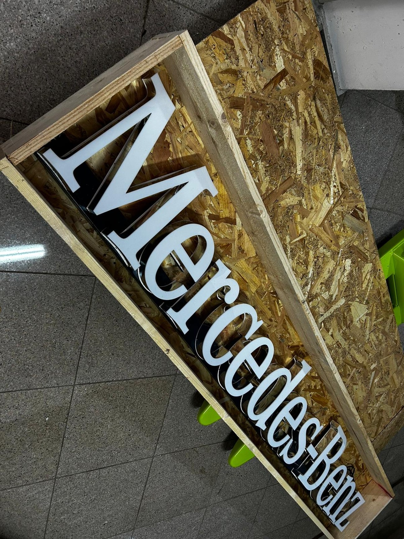 280cm x 35cm Illuminated Mercedes-Benz Dealer Sign For Sale | The MB Market