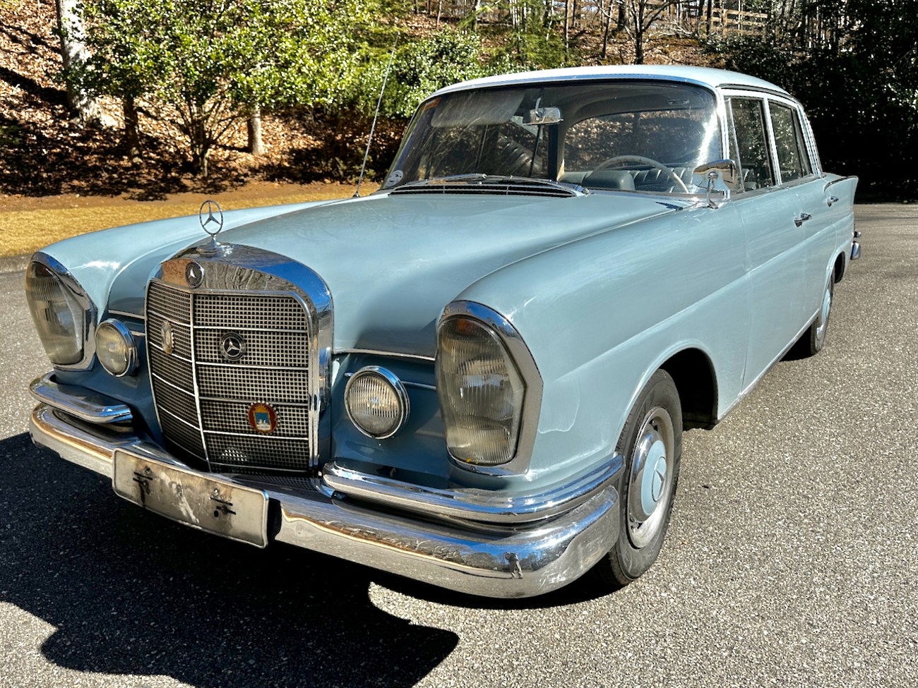 1962 Mercedes-Benz 220SE “Fintail” 4-Speed For Sale | The MB Market