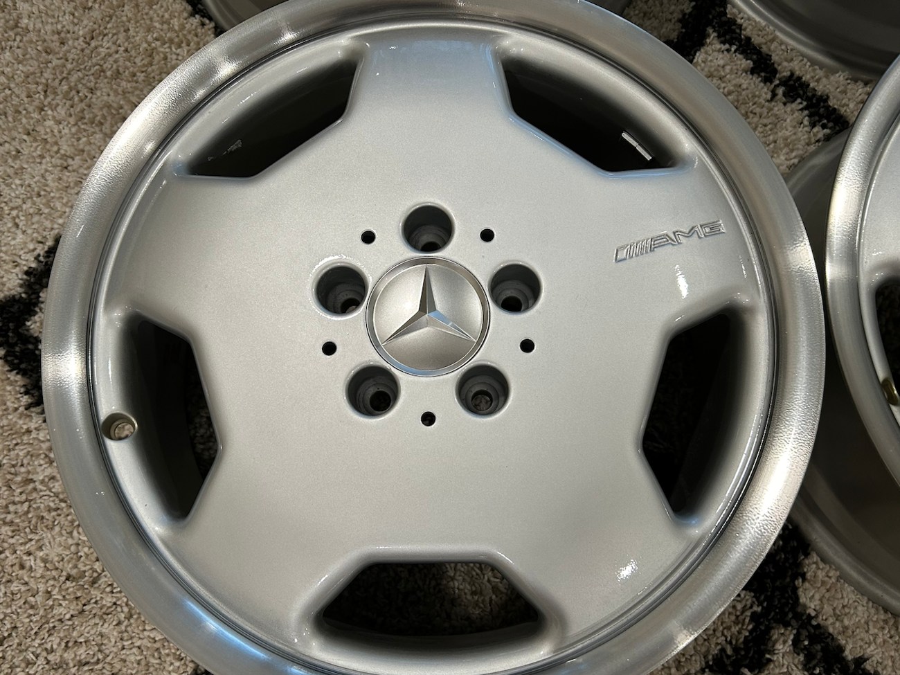 W124 17" AMG Aero II Monoblock Wheels For Sale | The MB Market